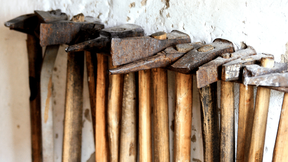 Corrosion Q&A - Restoring Rusty Steel Tools - The Australasian ...